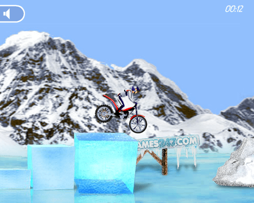 Bike Mania Arena 3 - Play Online on Flash Museum 🕹️